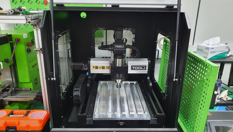 Delivery to Hanyang University – Tooli CNC